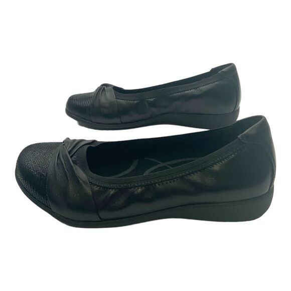 Aravon | Shoes | Aravon Andreaar Ballerina Flat Black Leather Us Womens ...